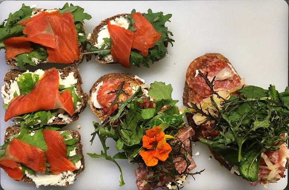 Local Food & Drink Tasting Tours in Ontario - About Taste Detours